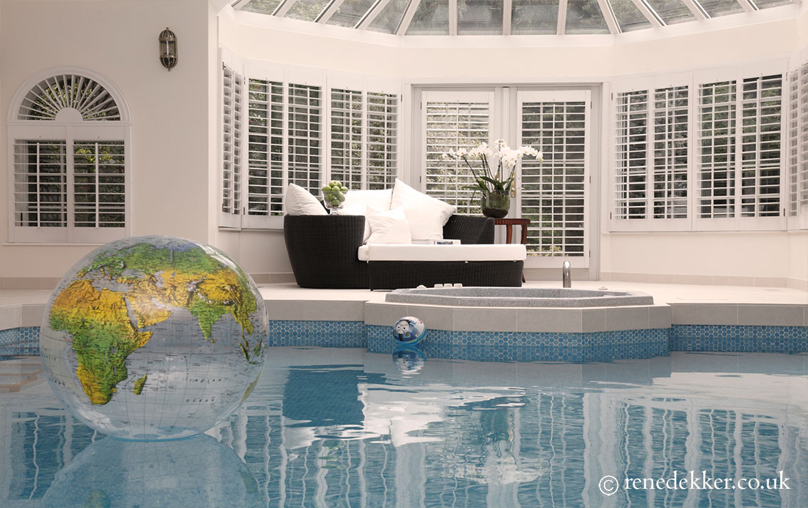 Elegant Pool Room - Consilium Luxuria