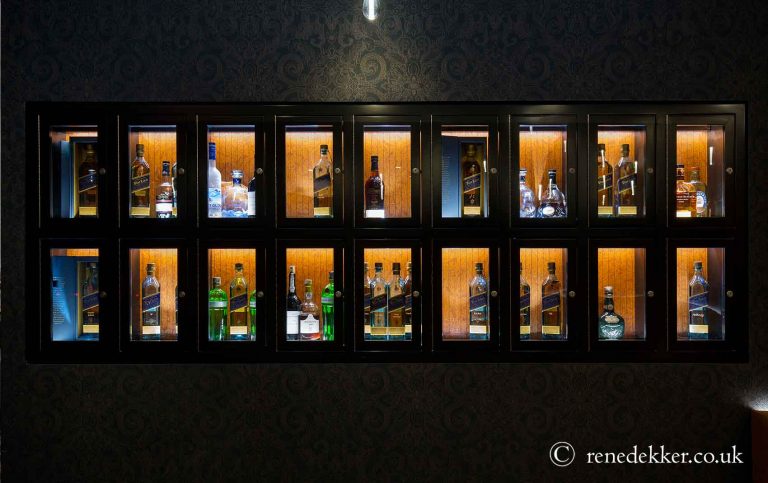 How To Use Gold in Interior Design - Introducing Gold In A Design Scheme